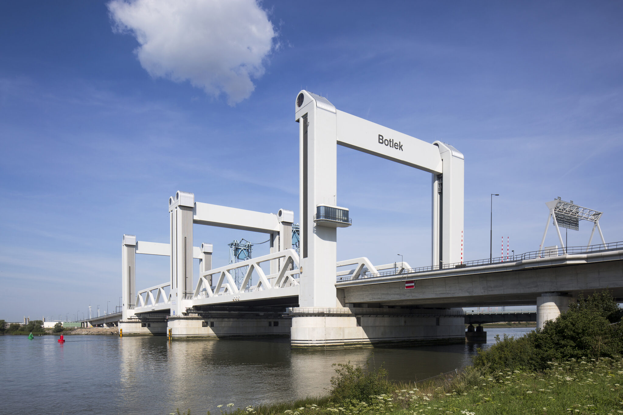 Botlekbrug - Quist Wintermans Architekten